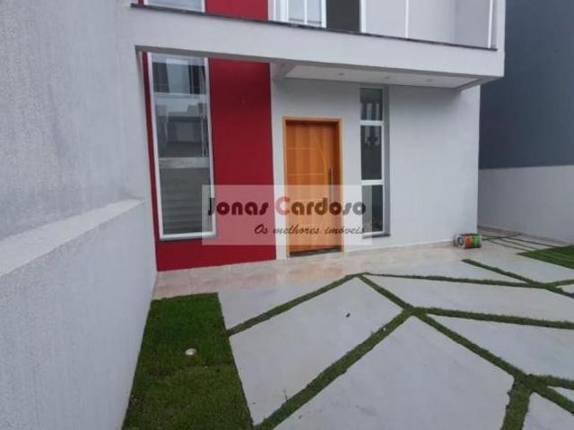 Imperdível oportunidade: Sobrado à venda na Villa Di Cesar em Mogi das Cruzes. Com 3 quartos 1 suí