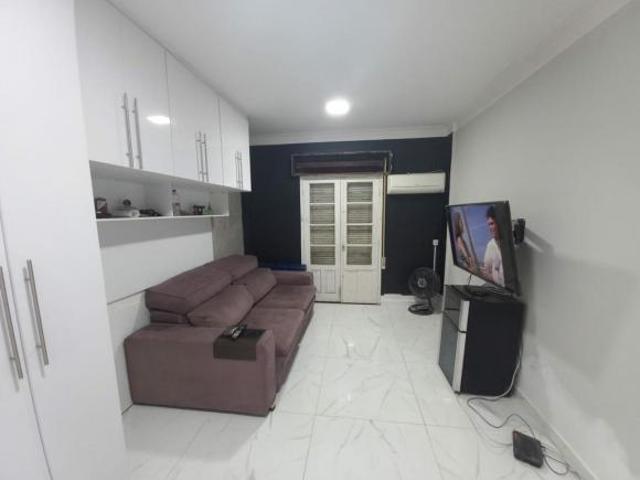Imperdível a venda de 1 Apartamento Kit Net 35 m², em Bela Vista