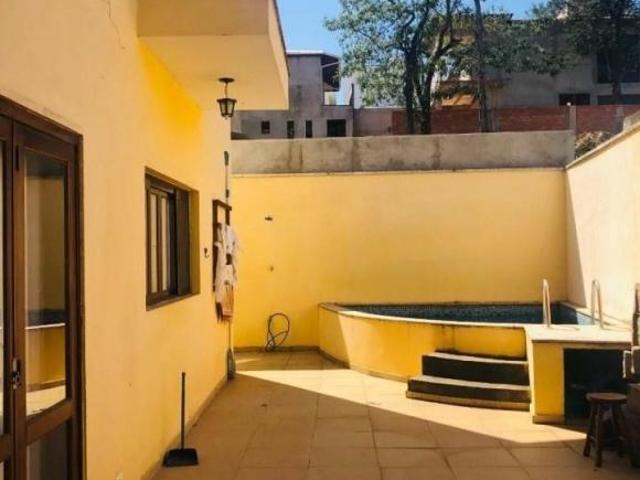 IMPERDÍVEL À VENDA DE 1 EXCELENTE SOBRADO 180 m², EM JARDIM PERI
