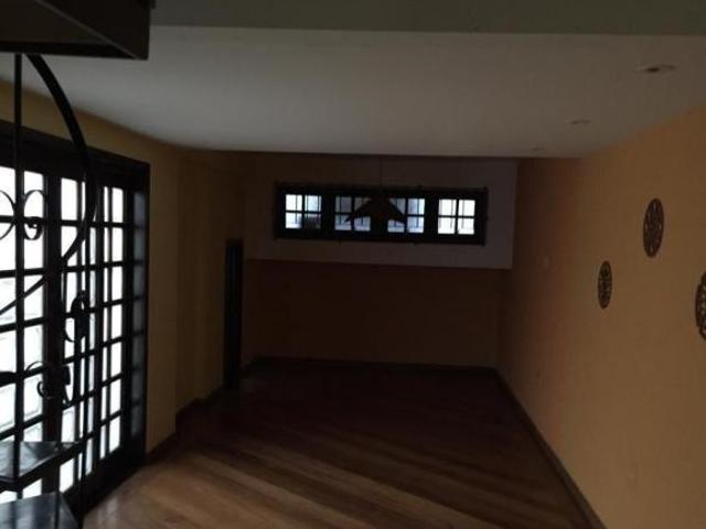 IMPERDÍVEL À VENDA DE 1CASA ASSOBRADADA EM PLANALTO PAULISTA
