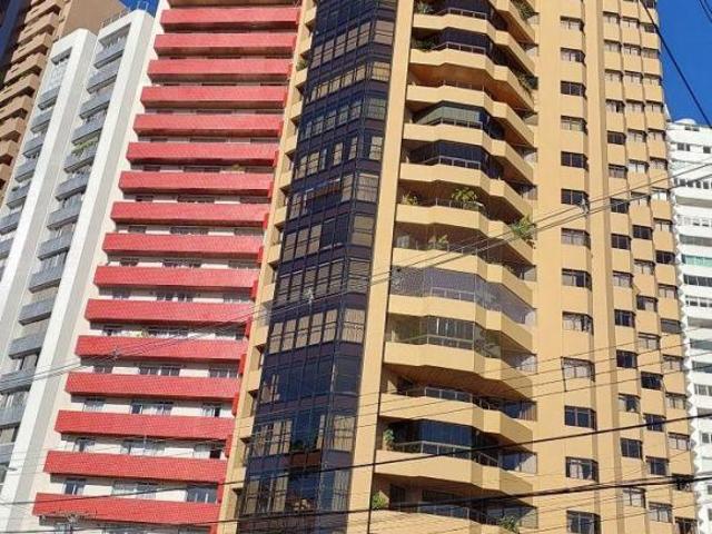 IMPERDÍVEL APARTAMENTO NA AVENIDA VISCONDE GUARAPUAVA NO BATEL