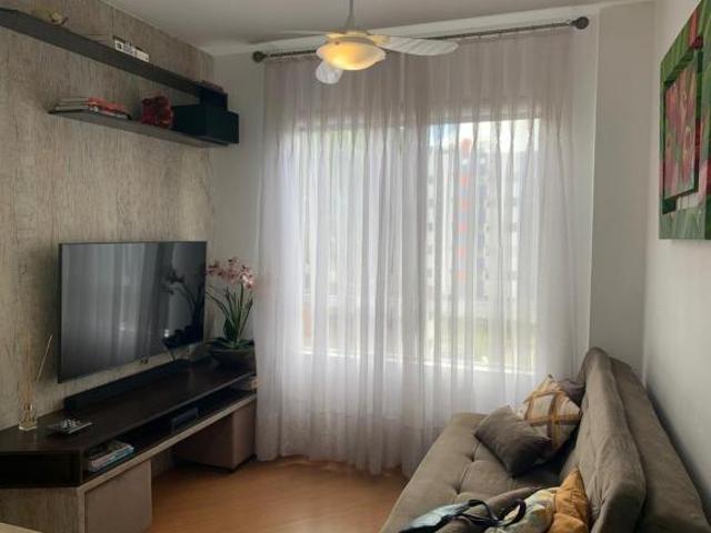 Imperdível apartamento à venda em Curitiba PR, Jardim Botânico: 2 quartos, 1 sala, 1 banheiro, 1 vag