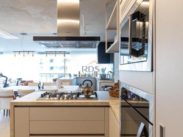 Imperdível apartamento à venda em São Paulo Jardim das Acácias: 3 quartos, 3 suítes, 3 salas, 4 ba