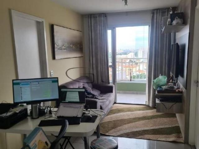 Imperdível apartamento à venda em São Paulo SP, bairro Brás: 2 quartos, 1 sala, 1 vaga de garagem, 4