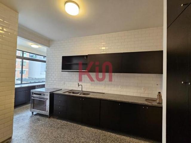 Imperdível! Apartamento à venda em São Paulo SP, Santa Cecília: 3 quartos, 1 banheiro, 1 vaga de gar