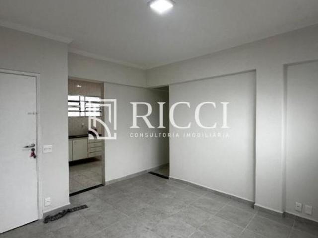 Imperdível! Apartamento à venda em Santos SP, 2 quartos, 1 suíte, 1 sala, 2 banheiros, 1 vaga box fe
