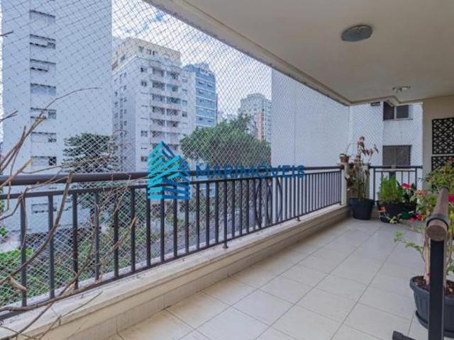 Imperdível apartamento à venda em Santa Cecília, São Paulo SP: 4 quartos, 2 suítes, 3 salas, 4 banhe