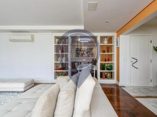 Imperdível: Apartamento à venda na Vila Olímpia, São Paulo SP, 2 quartos, 1 suíte, 142m², 2 vagas de