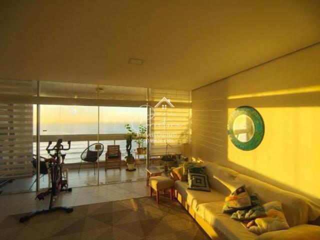 Imperdível: Apartamento de Alto padão 3 quartos, 3 suítes, 2 salas, 6 banheiros, 200 m²