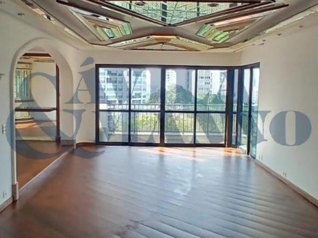 Imperdível: Apartamento de luxo com 3 suítes e 3 vagas na Mooca, São Paulo SP!