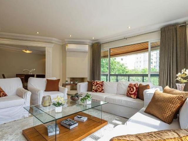 Imperdível! Apartamento de Luxo com 5 Quartos e 3 Suítes no Paraíso, SP 150m² Agende sua visita