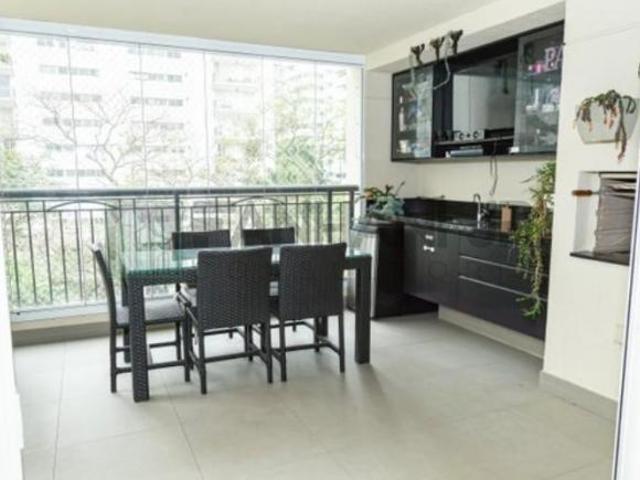 Imperdível apartamento de luxo em Moema, São Paulo SP: 4 quartos, 2 suítes, 3 salas, 4 banheiros, 2