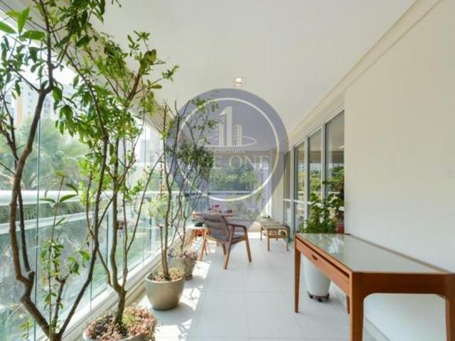 Imperdível: Apartamento de Luxo na Vila Mariana, São Paulo SP 4 quartos, 3 suítes, 2 salas, 5 banh