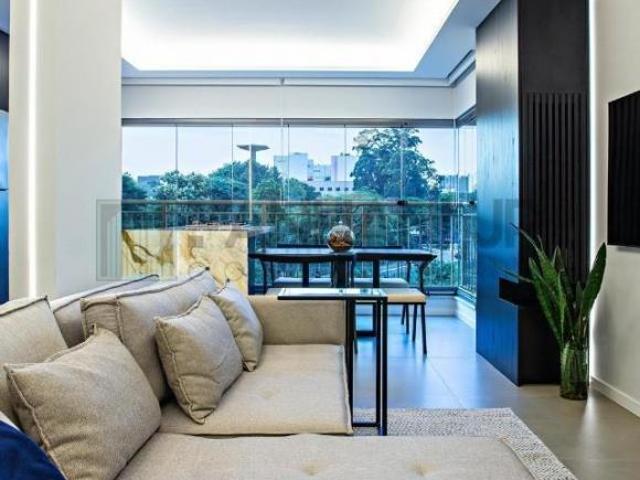 Imperdível: Apartamento de 2 quartos com suíte mobiliado em Indianópolis, São Paulo SP! Confira já!