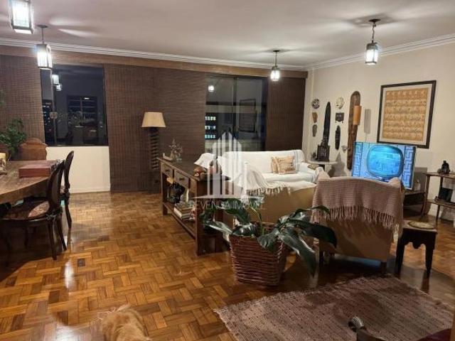 Imperdível: Apartamento de 3 quartos com suíte e vaga de garagem em Santa Cecília, São Paulo 168,0