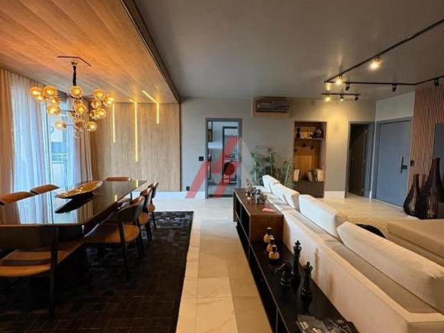 Imperdível! Apartamento de 3 quartos e 3 suítes no Tamboré, Santana de Parnaíba SP 168m² 3 vagas