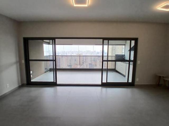 Imperdível apartamento para venda e locação em Vila Gumercindo com 3 quartos, sendo 3 suítes, 133m²