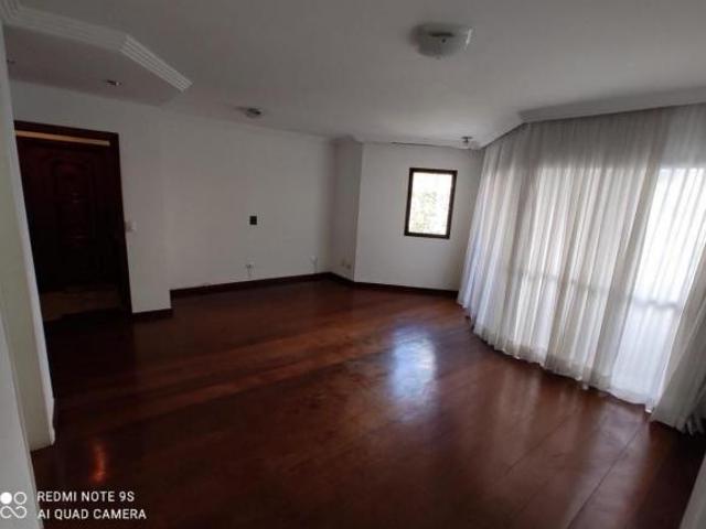 Imperdível apartamento para venda em Campo Belo com 3 quartos, sendo 1 suíte, 100m²