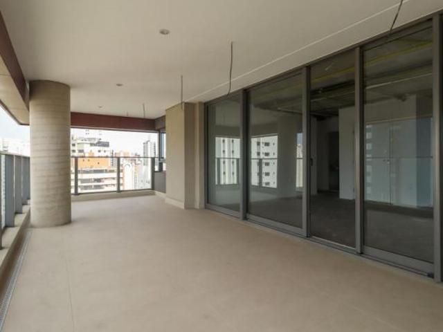 Agradável apartamento para venda em Campo Belo com 3 quartos, sendo 2 suítes, 232m² tania guidotti