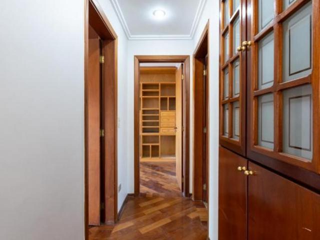 Funcional apartamento para venda em Campo Belo com 4 quartos, sendo 1 suíte, 163m² remaxares#86CFZ