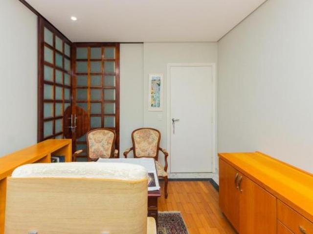 Confortável apartamento para venda em Campo Belo com 4 quartos, sendo 3 suítes, 242m² fabioliveira