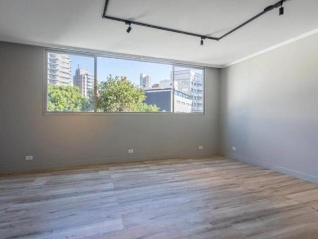 Elegante apartamento para venda em Cerqueira César com 3 quartos, sendo 1 suíte, 95m²