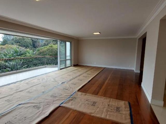 Sensacional apartamento para venda em Chácara Flora com 4 quartos, sendo 4 suítes, 296m²
