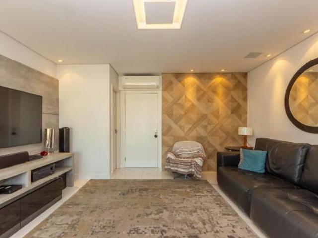 Elegante apartamento para venda em Bosque da Saúde com 3 quartos, sendo 3 suítes, 110m² remaxfront