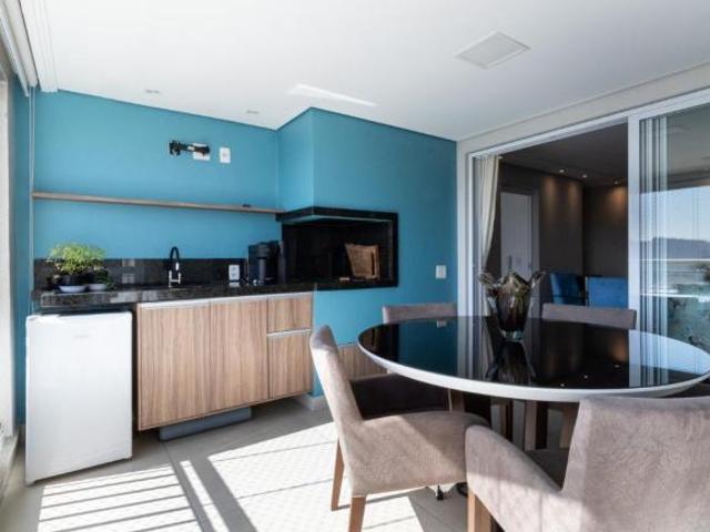 Elegante apartamento para venda em Barra Funda com 3 quartos, sendo 1 suíte, 100m² leonidasandrade