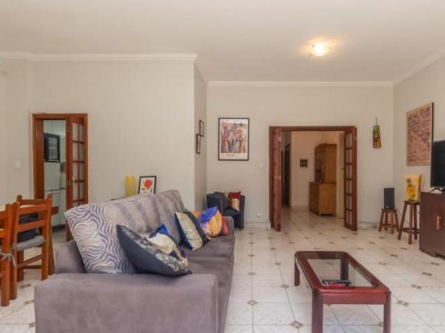 Deslumbrante apartamento para venda em Bela Vista com 3 quartos, sendo 1 suíte, 152m²