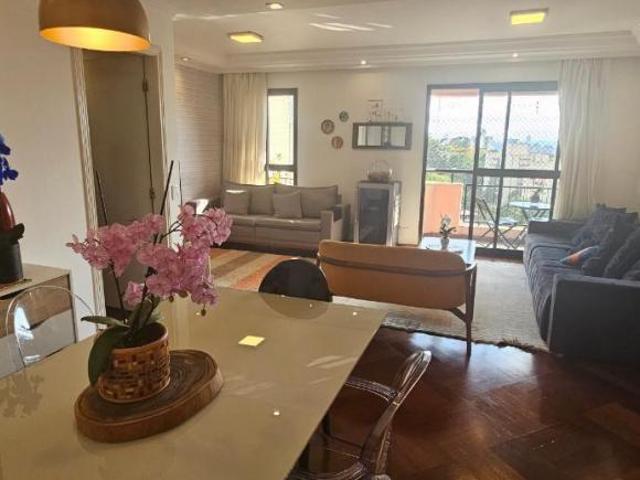 Espetacular apartamento para venda em Jardim Marajoara com 3 quartos, sendo 1 suíte, 105m²