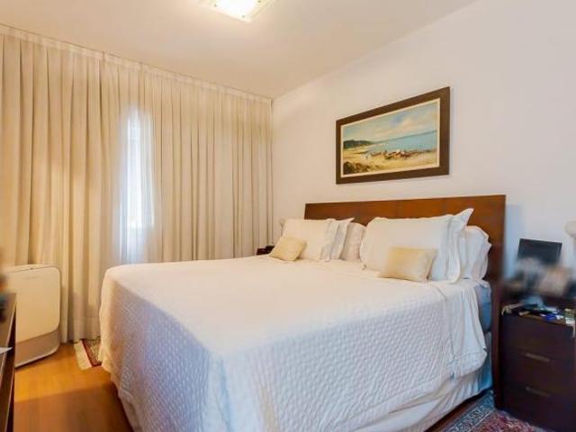 Deslumbrante apartamento para venda em Jardim Paulista com 3 quartos, sendo 1 suíte, 128m² mayer b