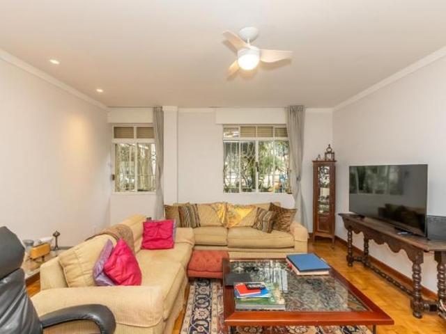 Atraente apartamento para venda em Santa Cecília com 2 quartos, sendo 1 suíte, 106m²