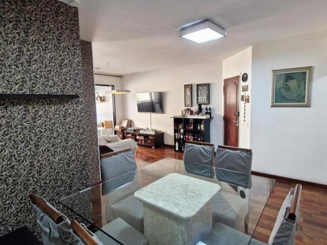 Versátil apartamento para venda em Perdizes com 3 quartos, sendo 1 suíte, 100m²