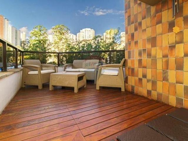Sensacional apartamento para venda em Vila Andrade com 4 quartos, sendo 4 suítes, 213m²