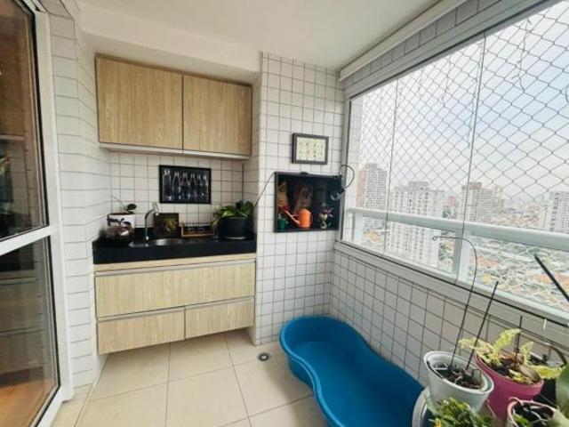 Aconchegante apartamento para venda em Vila Dom Pedro I com 3 quartos, sendo 3 suítes, 136m²