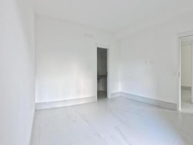 Agradável apartamento para venda em Vila Gumercindo com 3 quartos, sendo 3 suítes, 151m² ritamigli