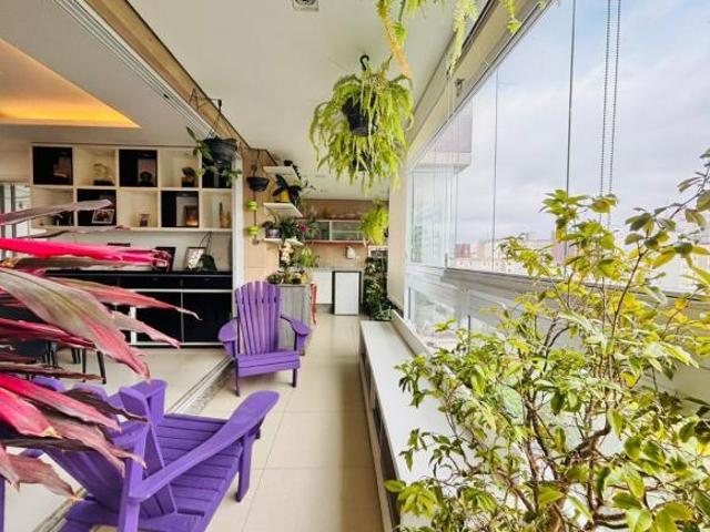 Elegante apartamento para venda em Vila Mariana com 3 quartos, sendo 3 suítes, 141m²