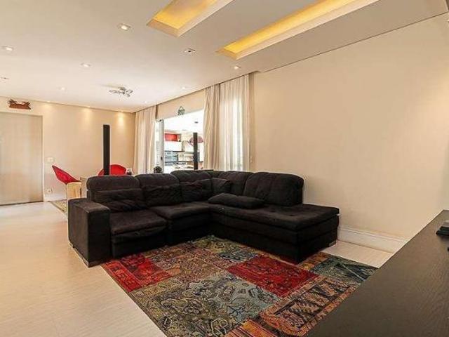 Confortável apartamento para venda em Vila Mariana com 3 quartos, sendo 3 suítes, 184m²