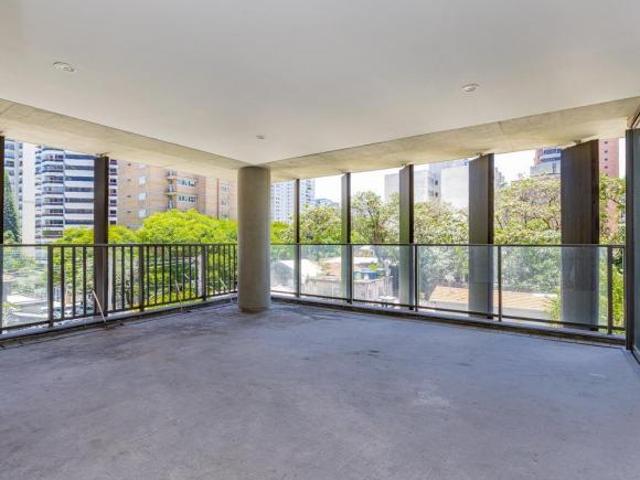 Imperdível apartamento para venda em Vila Nova Conceição com 3 quartos, sendo 3 suítes, 204m² mart