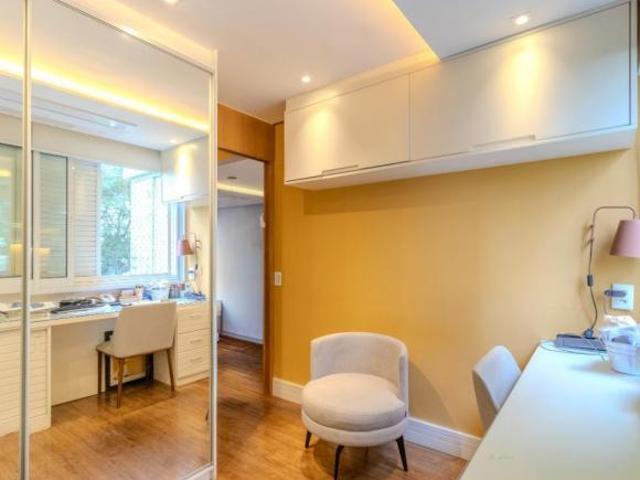 Aconchegante apartamento para venda em Vila Uberabinha com 3 quartos, sendo 1 suíte, 89m² remaxfro