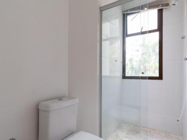 Deslumbrante apartamento para venda em Itaim Bibi com 3 quartos, sendo 3 suítes, 197m² chrisleal#E