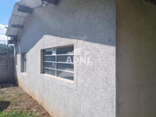 Imperdível! Casa com 1 quarto, 1 suíte e 3 banheiros à venda em São Lourenço da Serra SP