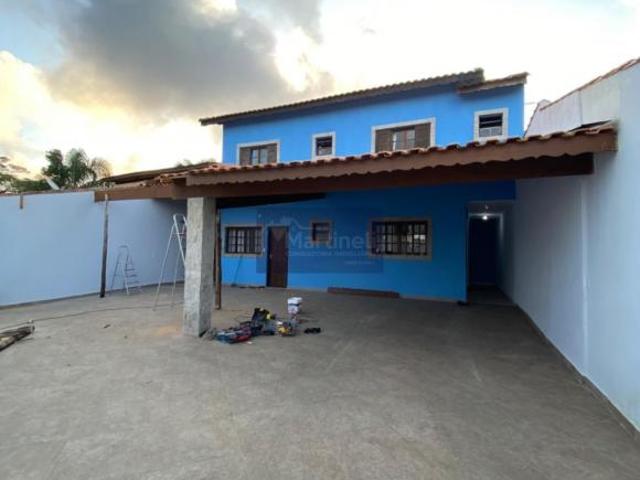Imperdível! Casa com 3 quartos e 2 suítes no bairro Gaivota em Itanhaém SP, com 146m² e 5 vagas de g