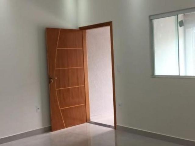 Imperdível! Casa com 3 quartos e 2 vagas de garagem no Jardim Pau Preto, Indaiatuba SP 110m² Ótima