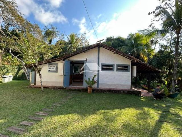 Imperdível Casa caiçara à Venda em Ilhabela SP, Bairro Jabaquara! 1 quarto, 1 suíte, 200 m do mar