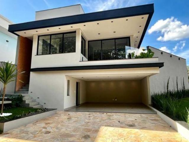 Imperdível! Casa à venda com 3 quartos, 3 suítes, 2 salas, 3 banheiros, 4 vagas de garagem, 177m²