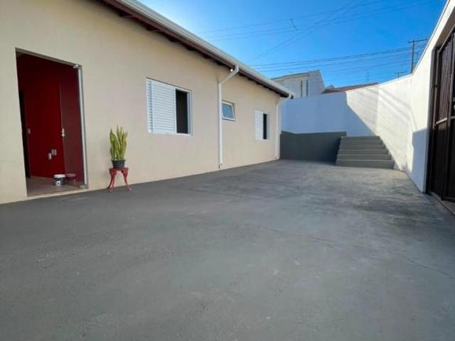 Imperdível! Casa à venda em Tatuí SP, 2 quartos, 1 sala, 1 banheiro, 2 vagas de garagem no Residenci