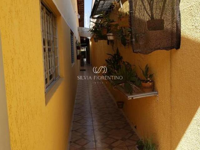 Imperdível casa à venda em Taubaté SP no bairro Jardim Liete: 3 quartos, 1 suíte, 1 sala, 2 banheiro