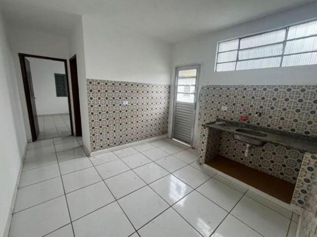 Imperdível! Casa à venda em Taubaté SP, no Jardim Independência: 2 quartos, sala, banheiro, 2 vagas